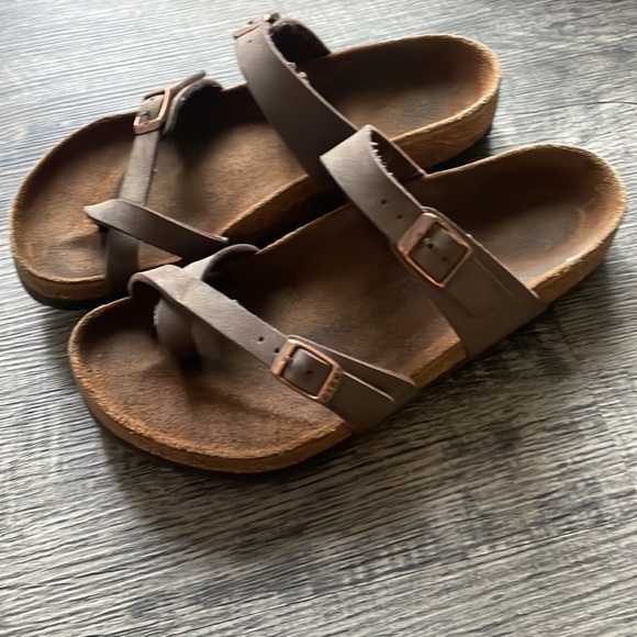 Birkenstock | Shoes | Birkenstock Mayari Stone Size 38 775 Us Toe Loop ...